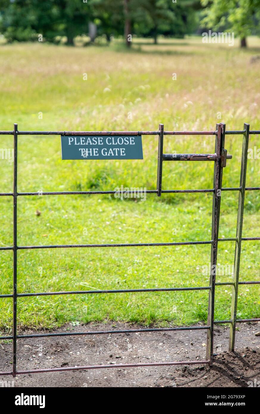 Old metal farm gate hi-res stock photography and images - Alamy