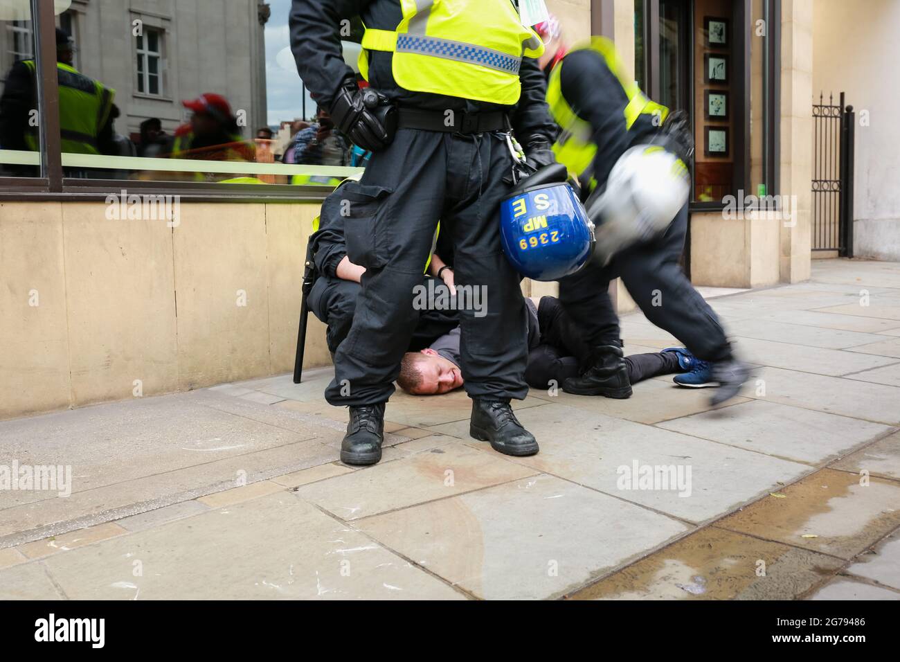 Drunk football fan hi-res stock photography and images - Alamy