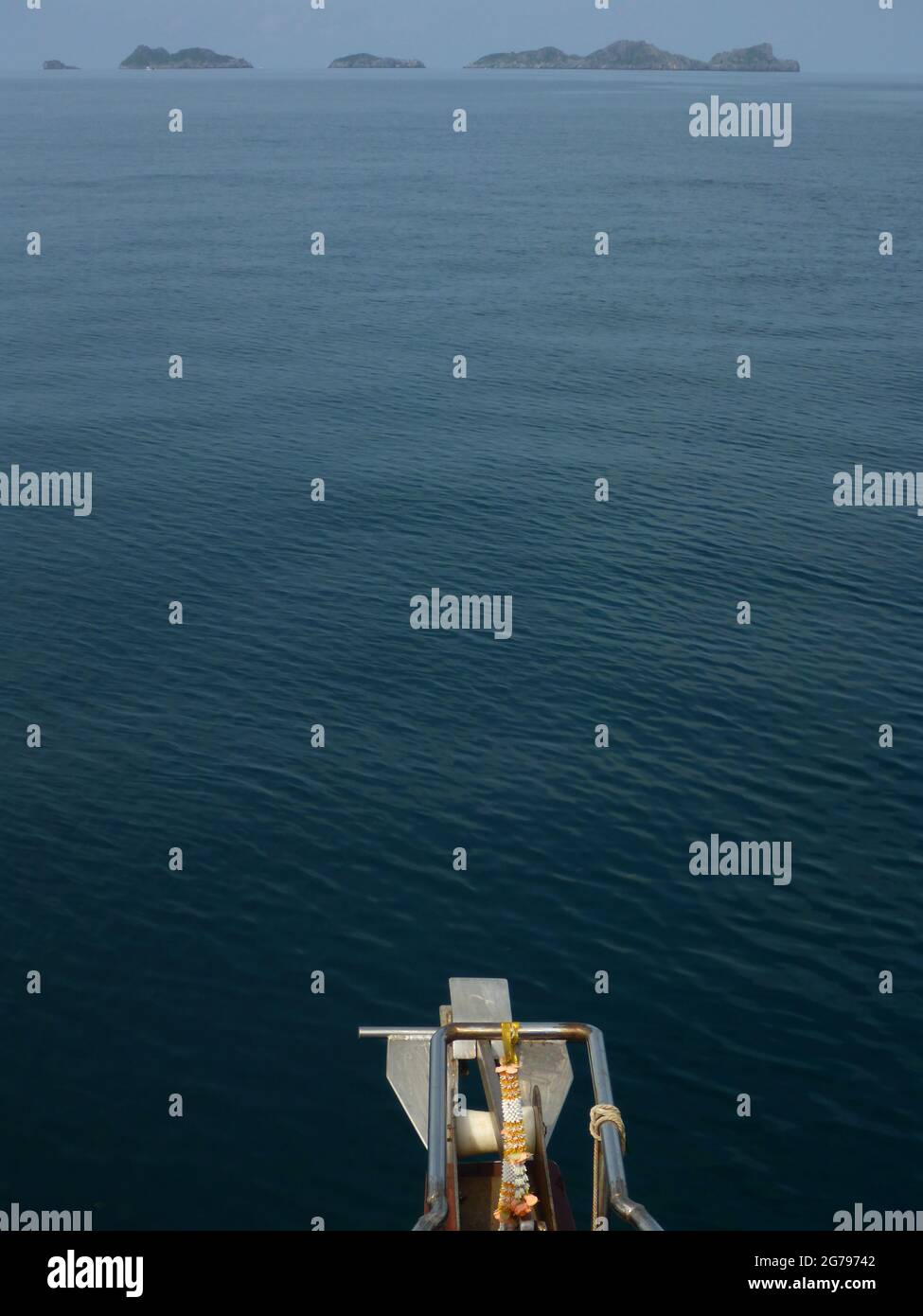 Ang tong by boat hi-res stock photography and images - Alamy