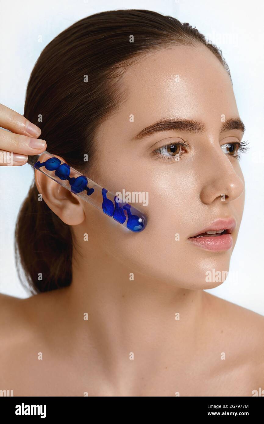 Woman, cosmetics, ampoule, care product, clean fresh beauty Stock Photo ...