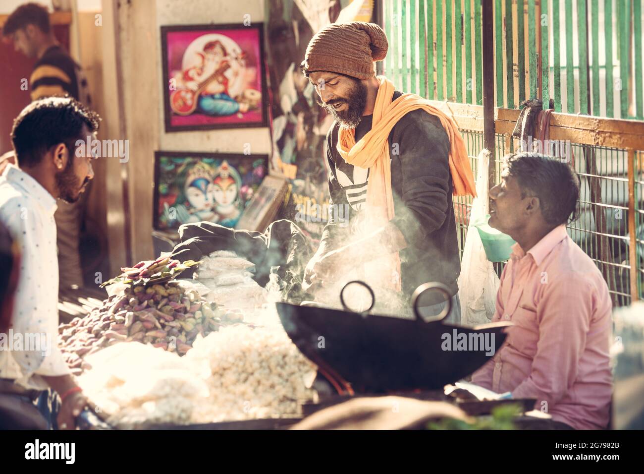 Street scene in India Stock Photo - Alamy