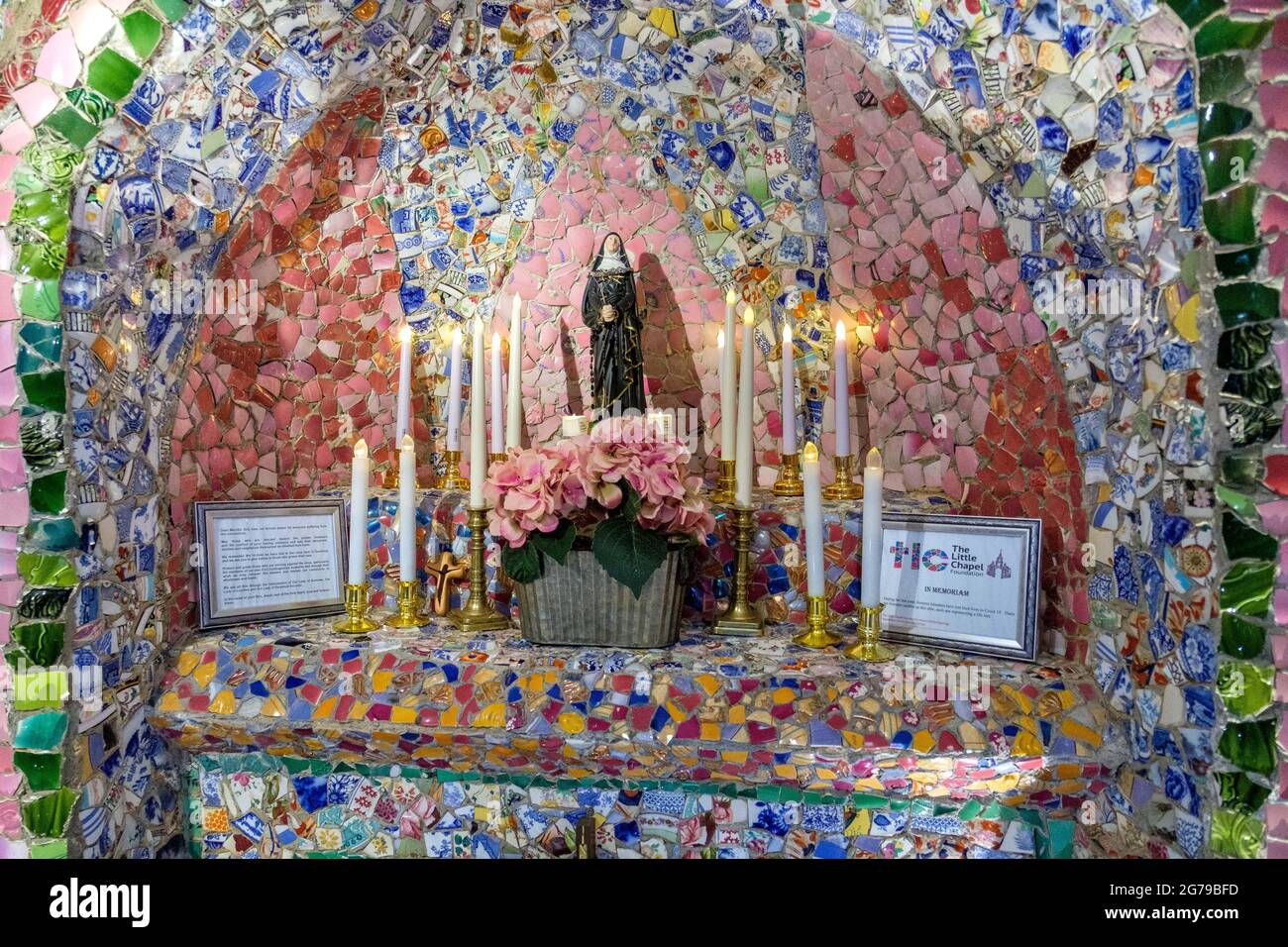 Miniature chapel hi-res stock photography and images - Alamy
