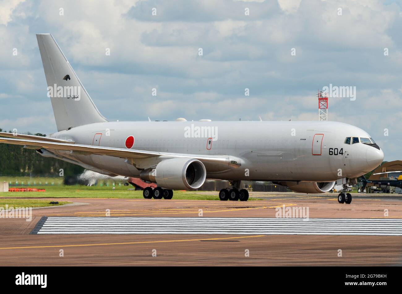 Japan Air Self Defence Force Boeing KC-767J air refuelling tanker ...