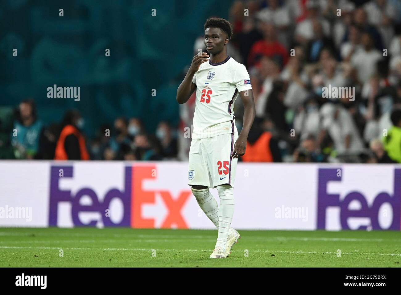 Bukayo saka penalty hi-res stock photography and images - Alamy