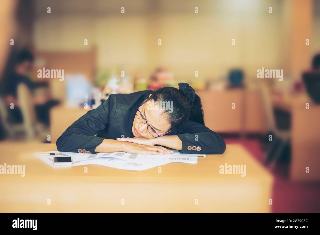 Sleep on desk hi-res stock photography and images - Alamy