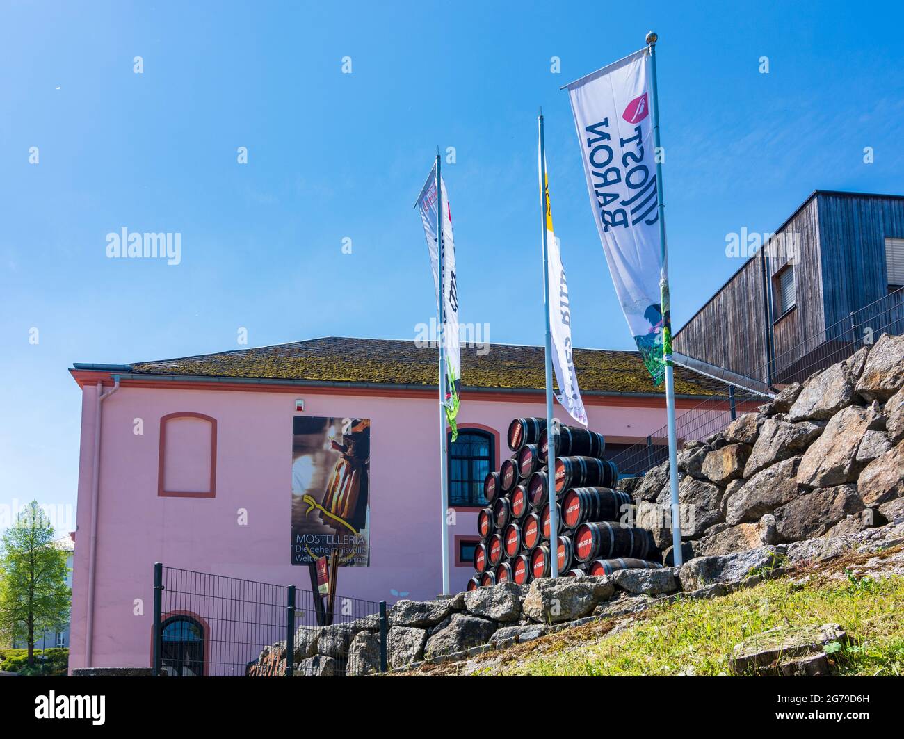 Basement house hi-res stock photography and images - Alamy