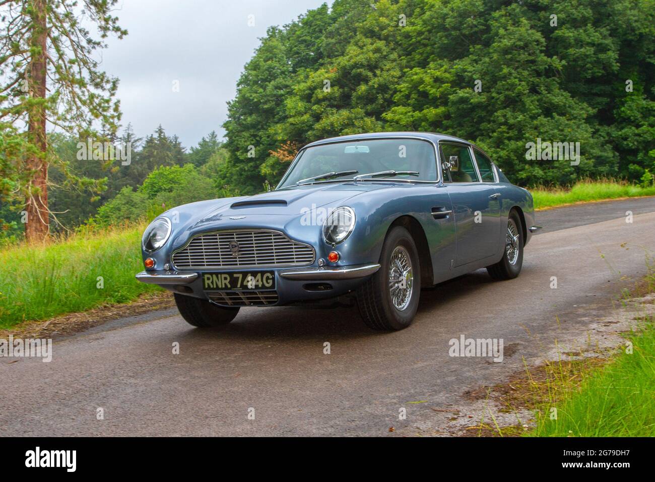 1969 60s sixties blue Aston Martin DB6, 3995cc petrol 2dr coupe en ...