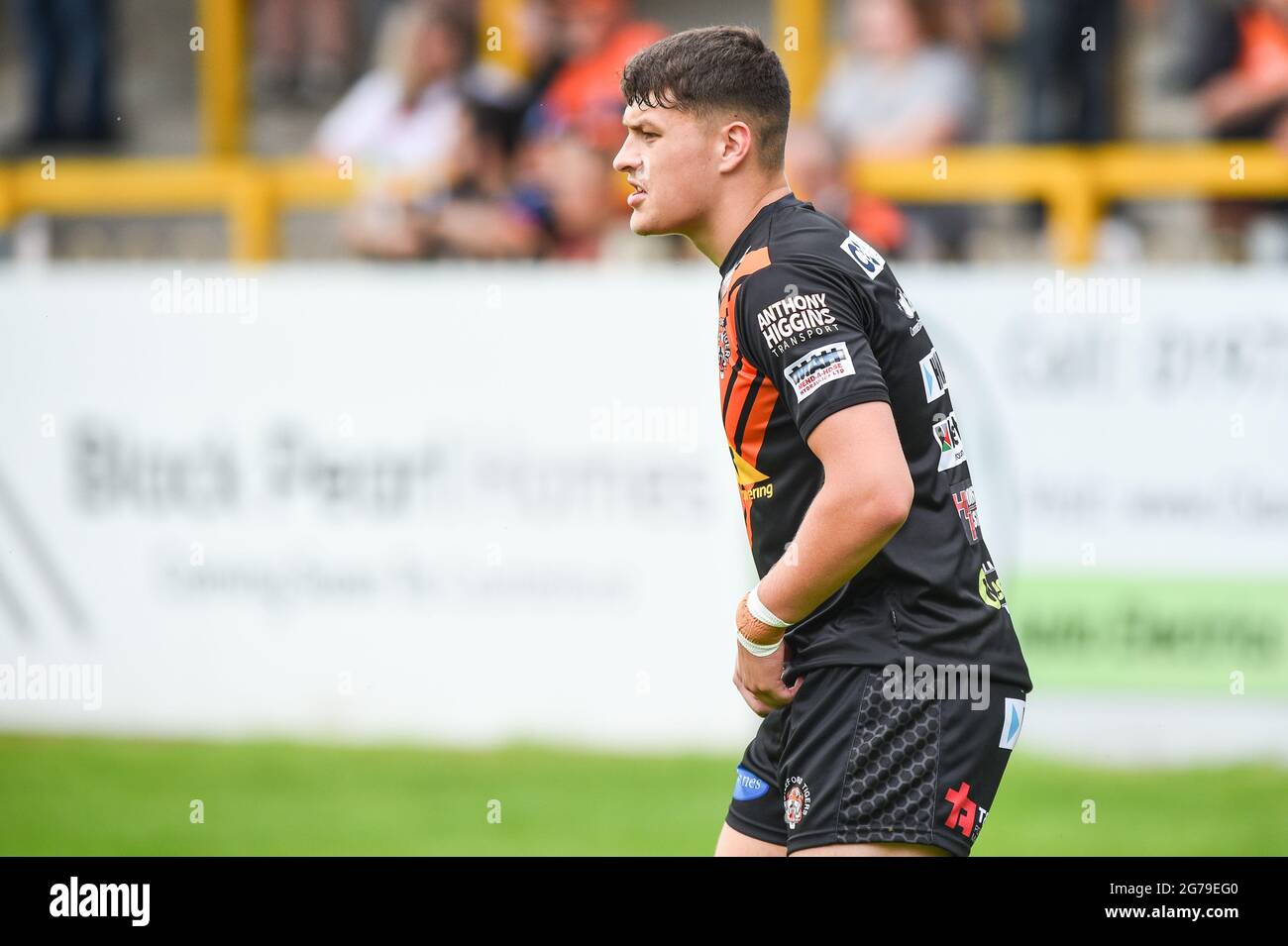 Dean cain football hi-res stock photography and images - Alamy