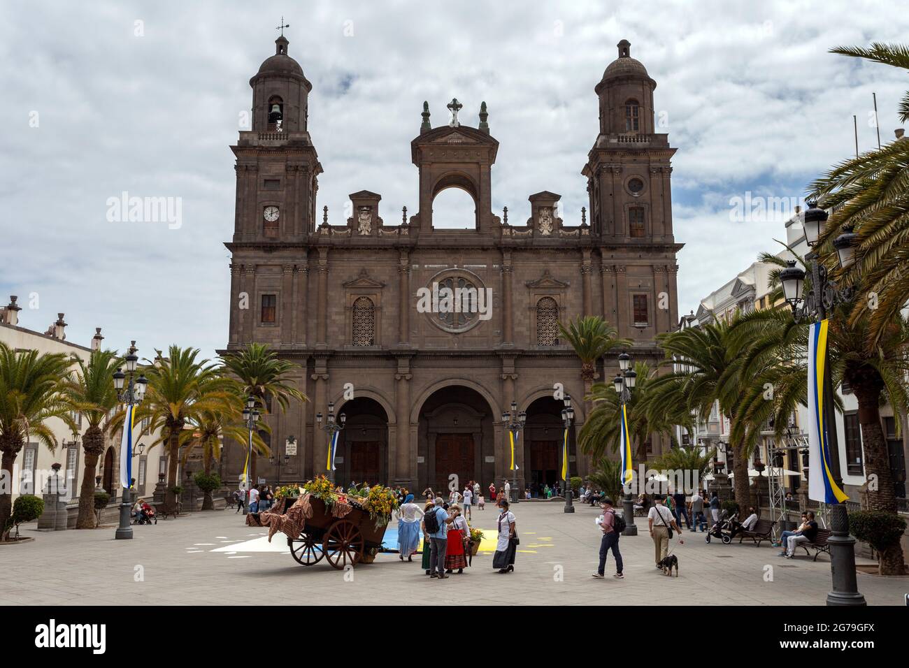 Basilica catedral de santa ana hi-res stock photography and images - Alamy