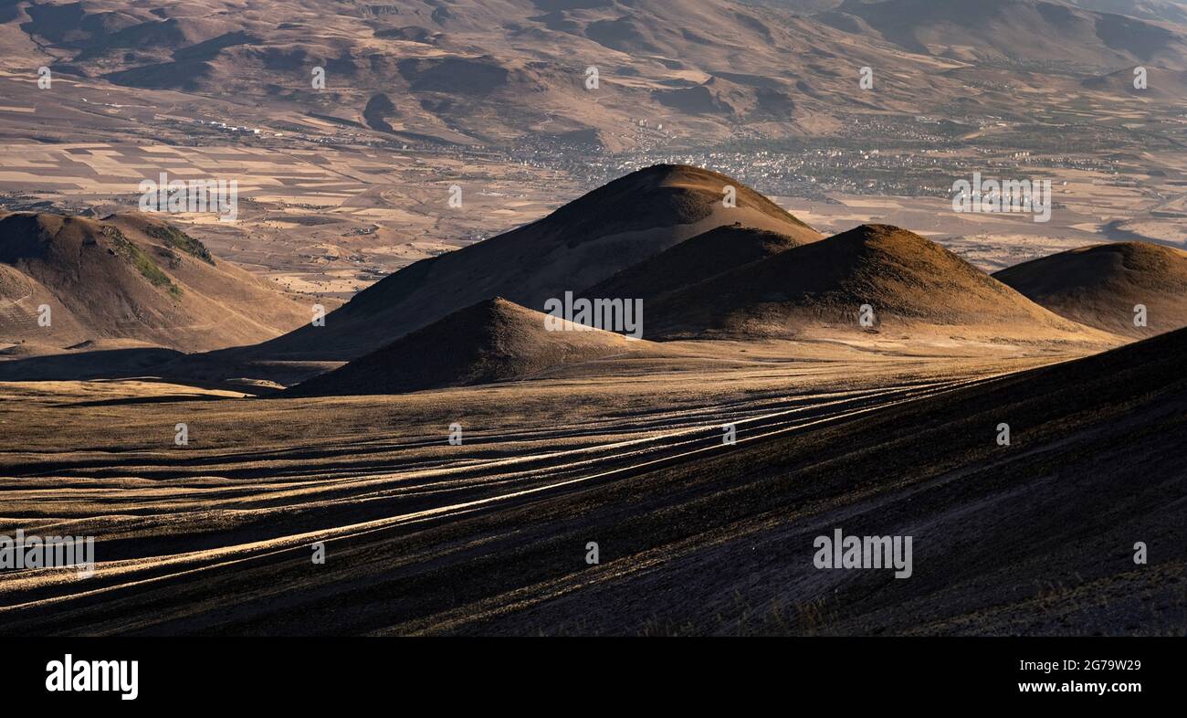 Erciyes volcano hi-res stock photography and images - Alamy