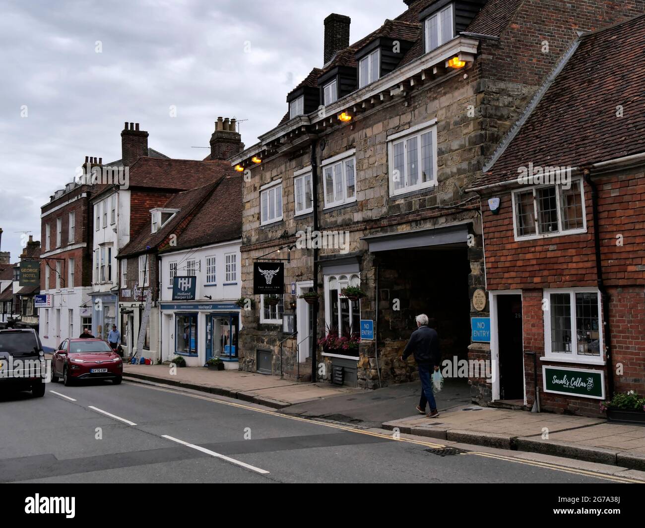 The Bull Inn,High Street, Battle, East Sussex,England,UK Stock Photo ...