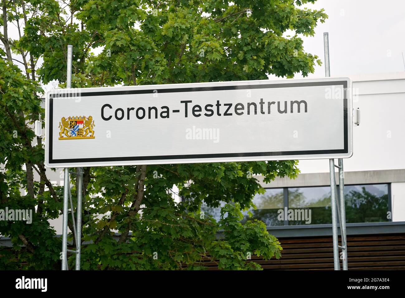 Test center sign hi-res stock photography and images - Alamy