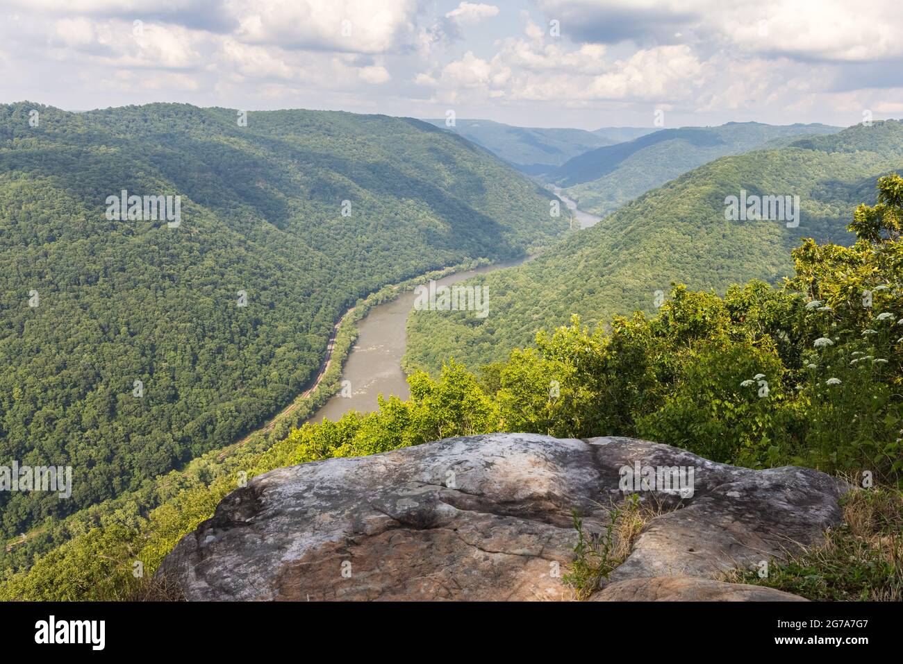 New River flowing through the New River Gorge National Park with With ...