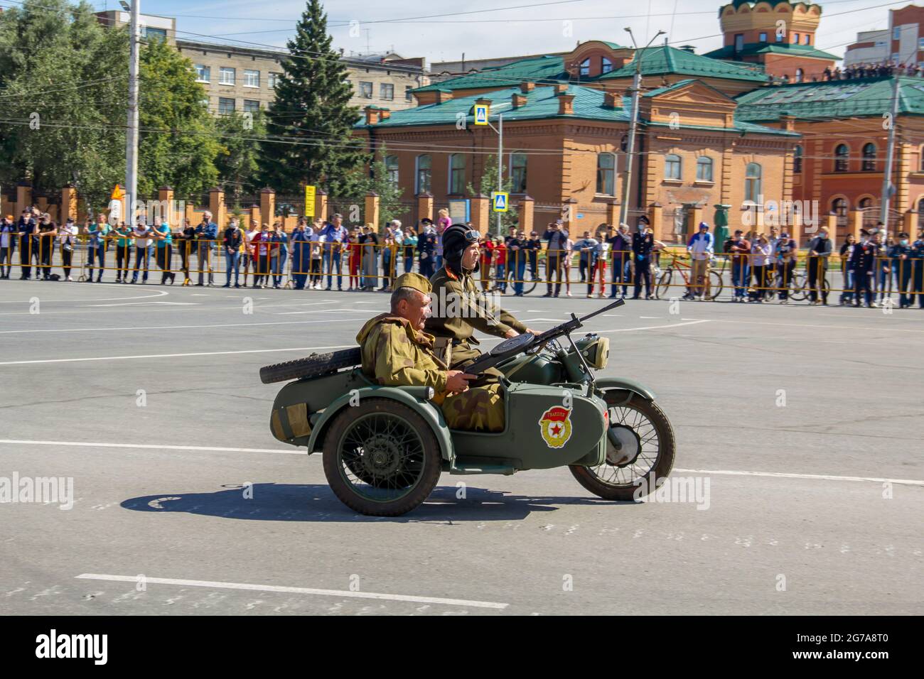 Soviet machine gun crew hi-res stock photography and images - Alamy
