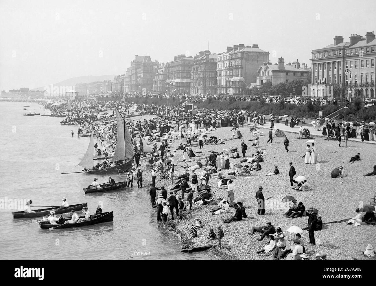 British seaside 1900s hi-res stock photography and images - Alamy