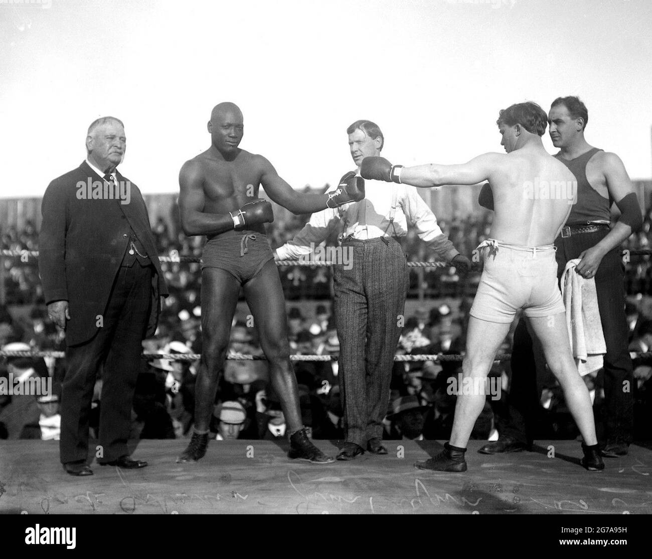 Jack johnson boxing hi-res stock photography and images - Alamy