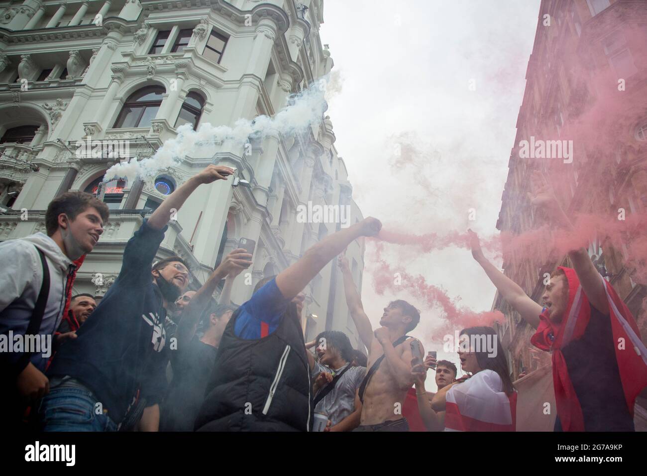 Smoke flares football hi-res stock photography and images - Alamy