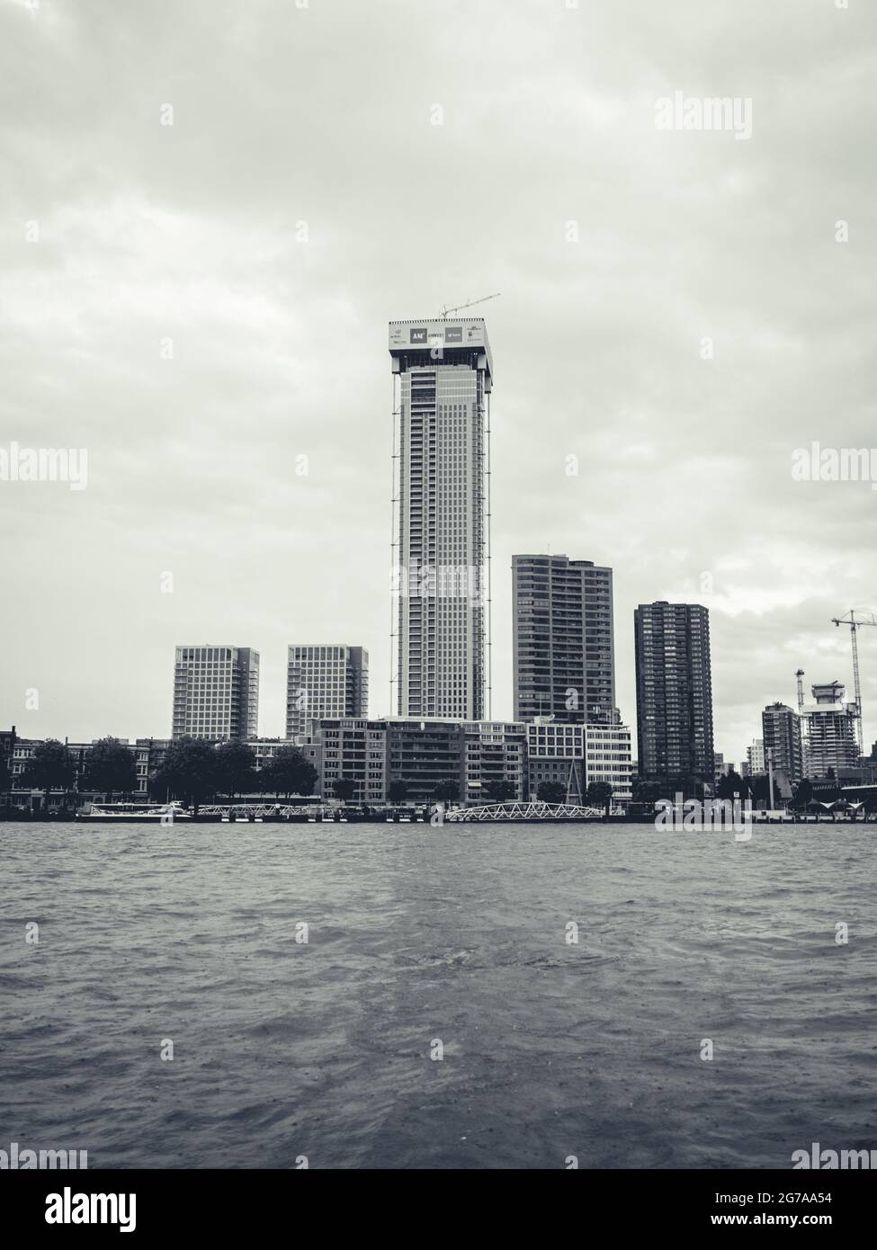 The Zalmhaven Tower, New Building in Rotterdam, 4 juli 2021, Rotterdam ...