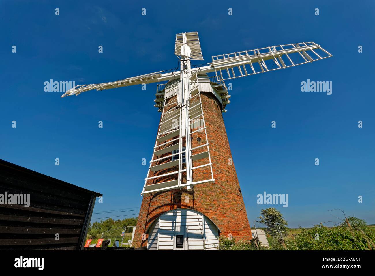 Horsey Windpump Windmill, Horsey, Norfolk, England Stock Photo - Alamy