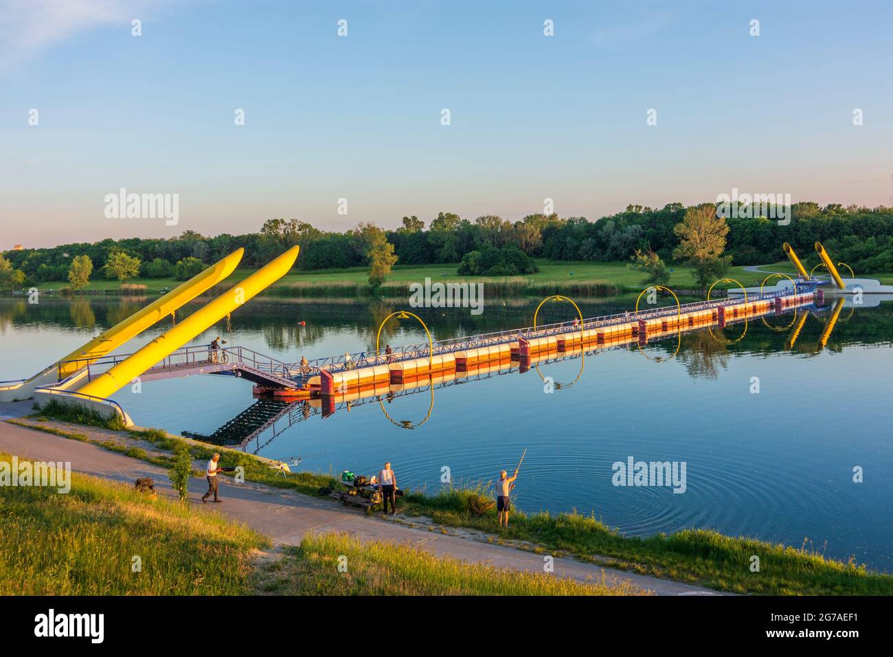 Vienna Bridge WIENER LINIEN – BRANDING BRIDGE ERDBERG