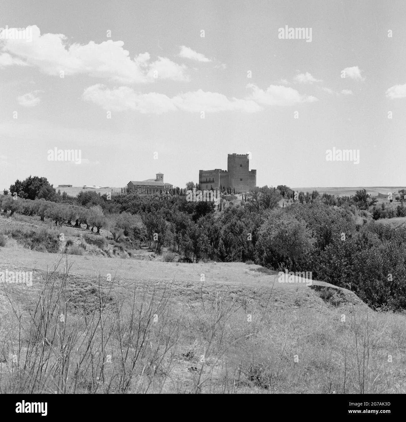 PANORAMICA DE BATRES - FOTOGRAFIA EN BLANCO Y NEGRO - AÑOS 60. Location ...
