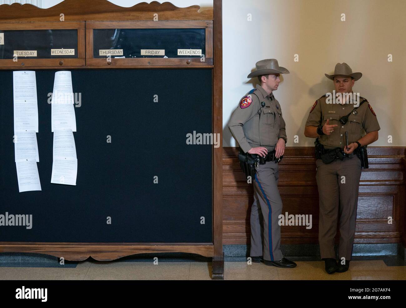 Texas dept public safety officers hi-res stock photography and images ...
