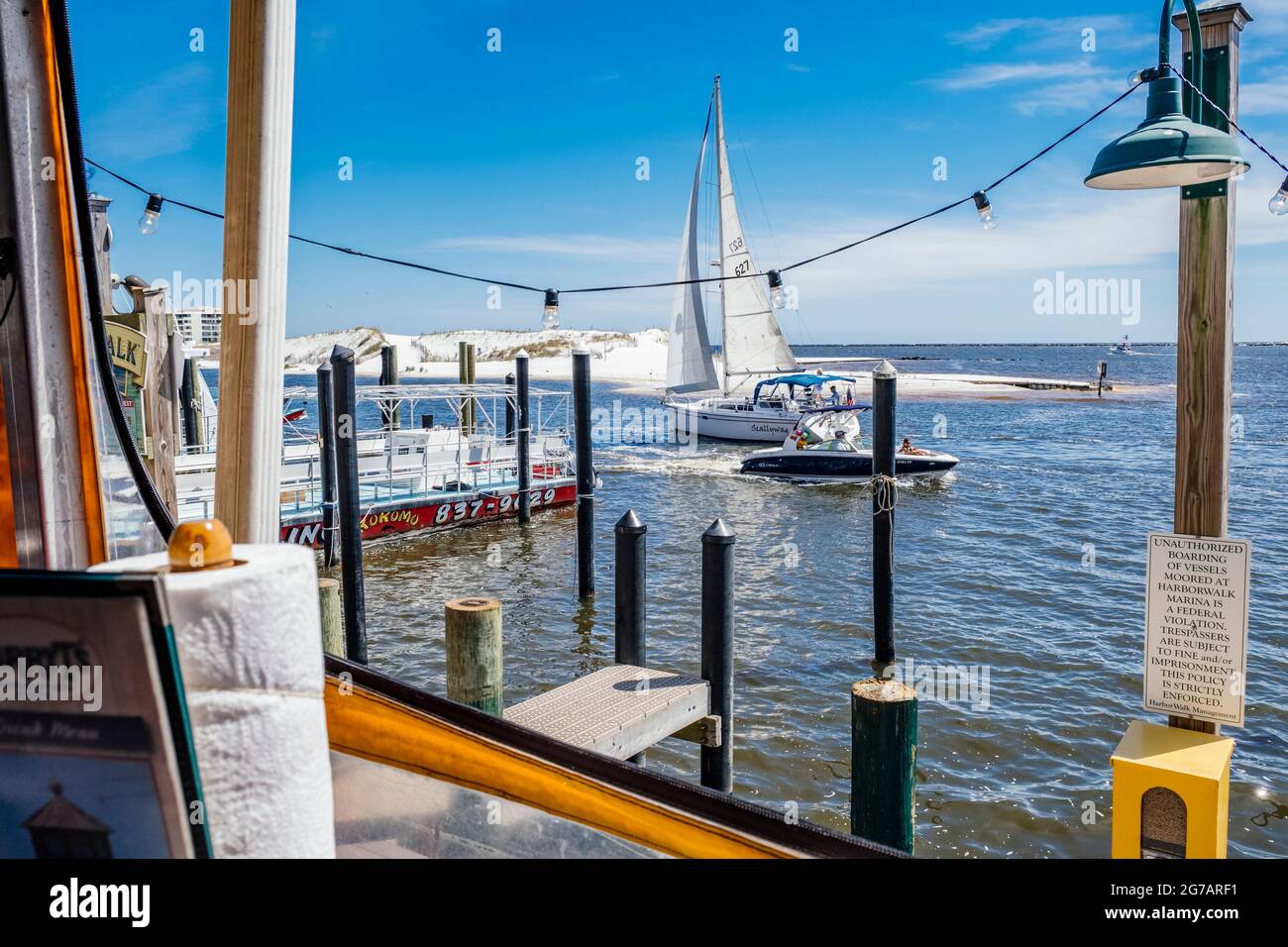 Harborwalk east hi-res stock photography and images - Alamy