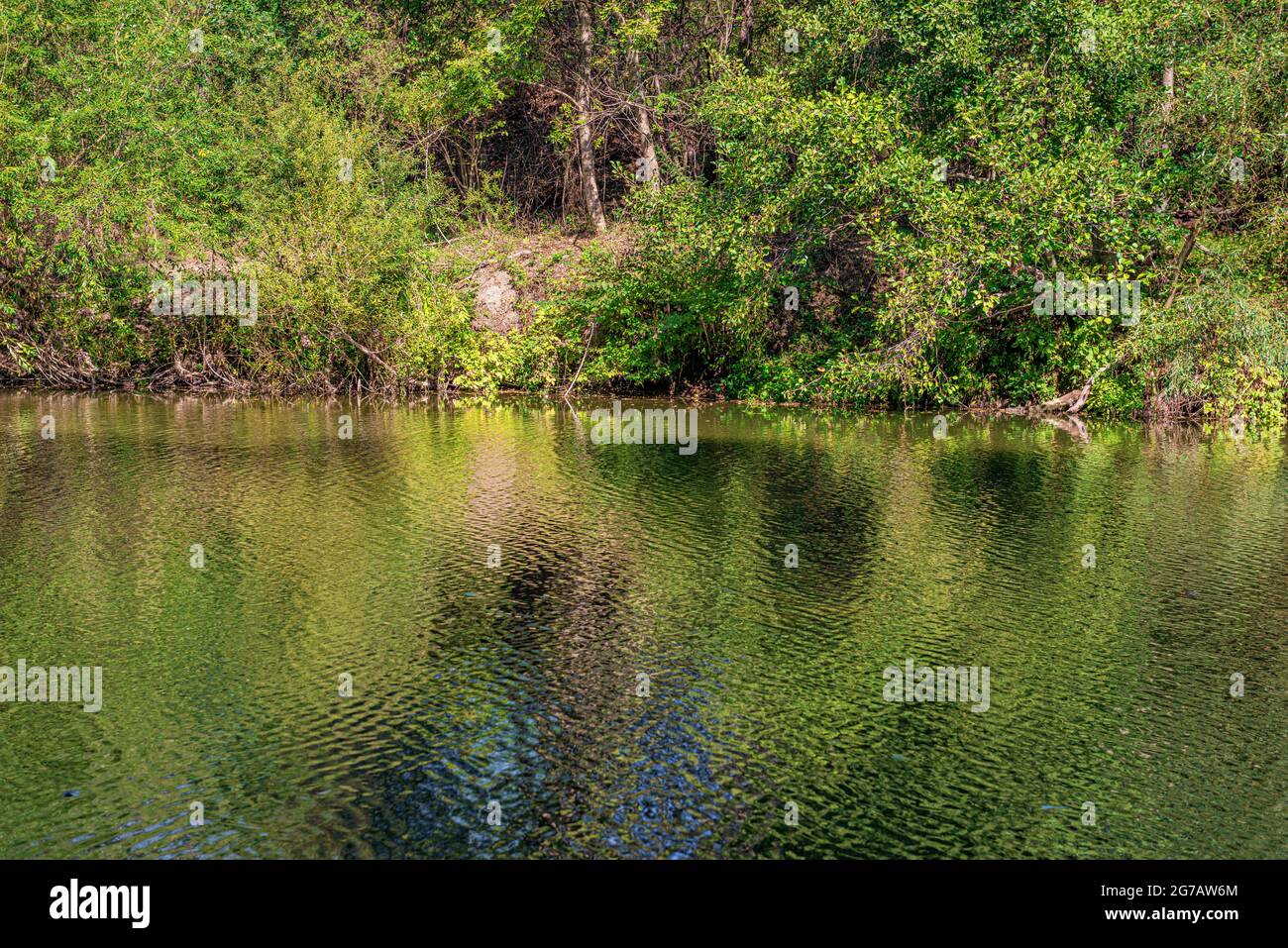 Surface lake ripples in wind hi-res stock photography and images - Alamy
