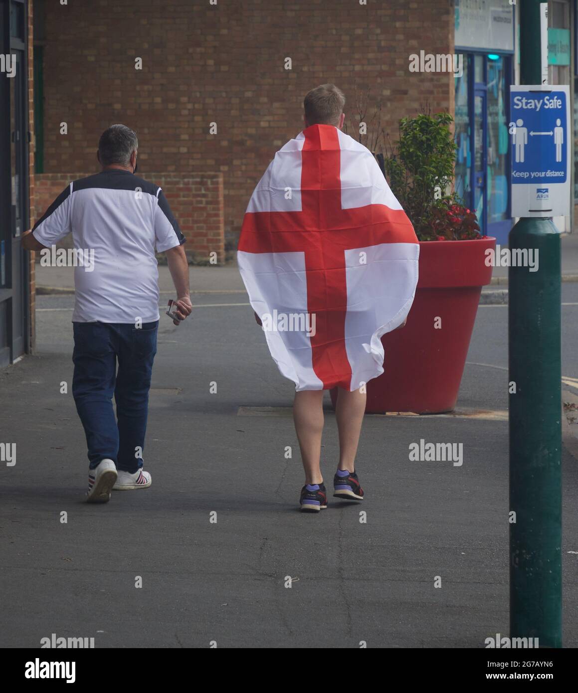 Draped in england flag hi-res stock photography and images - Alamy