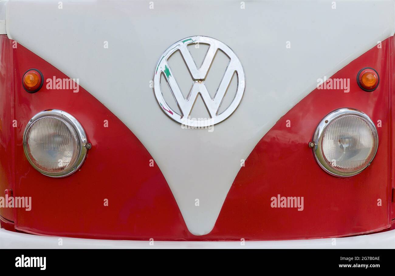 Volkswagen camper van detail hi-res stock photography and images - Alamy