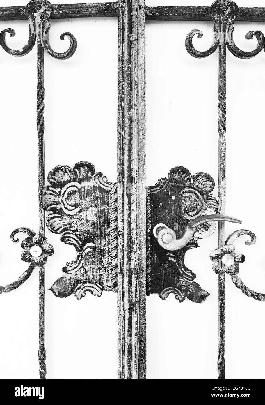 Wrought iron gate hi-res stock photography and images - Alamy