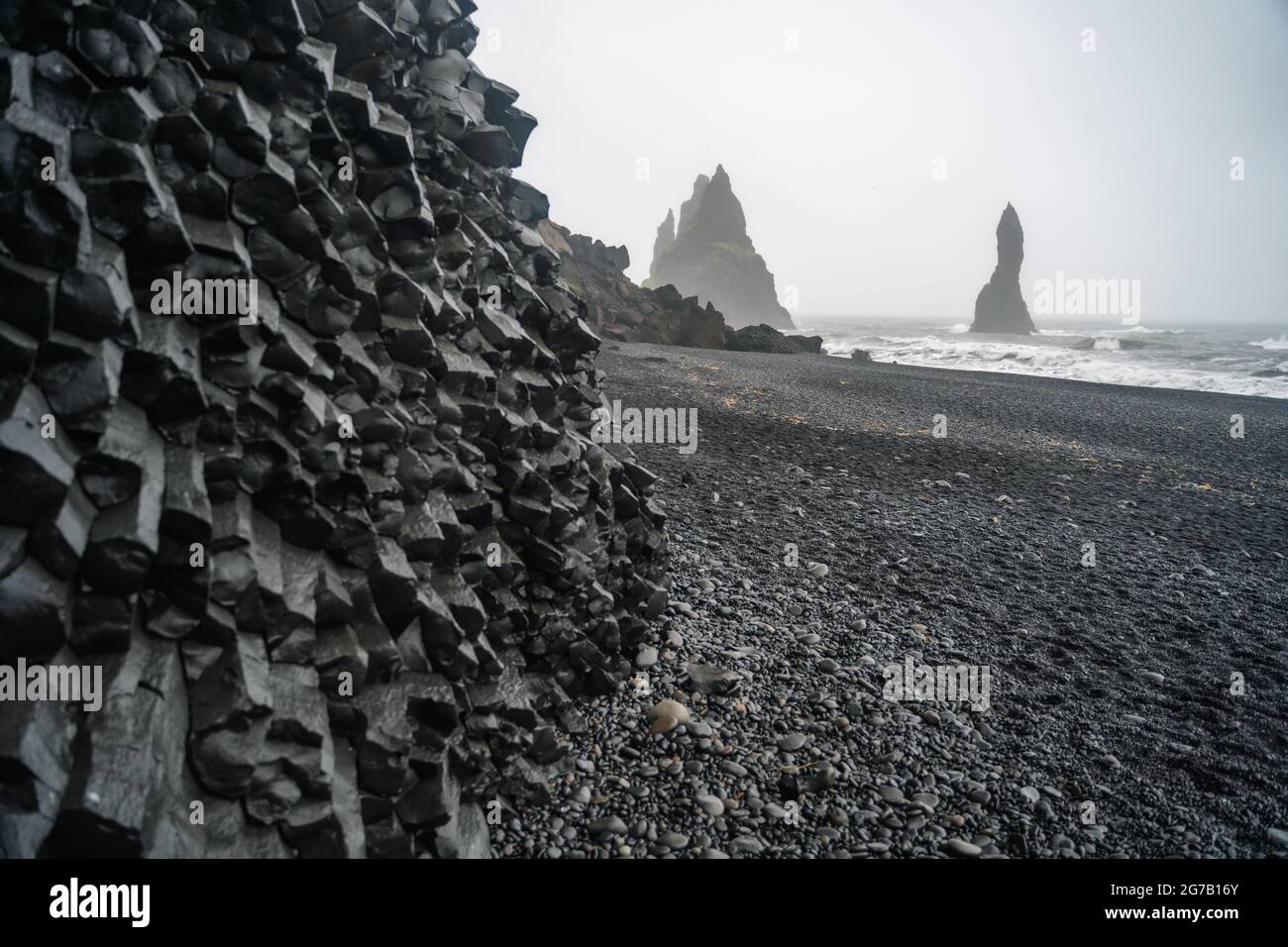 Basalt columns pebble black beach on day in iceland hi-res stock ...