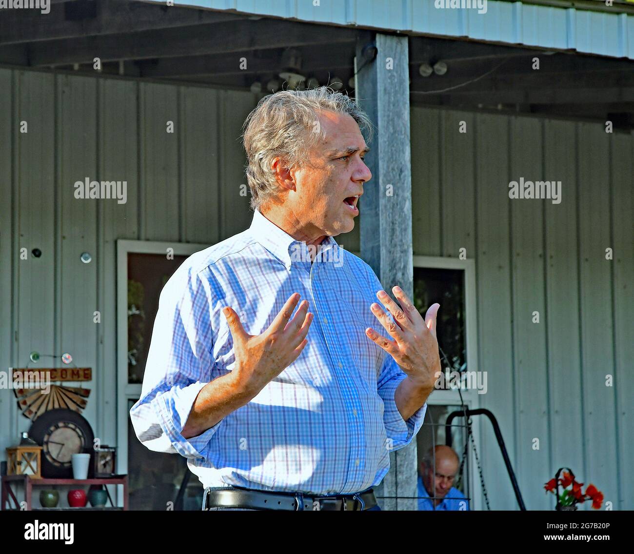 Former Kansas Governor Dr. Jeff Colyer addresses the Lyon County ...