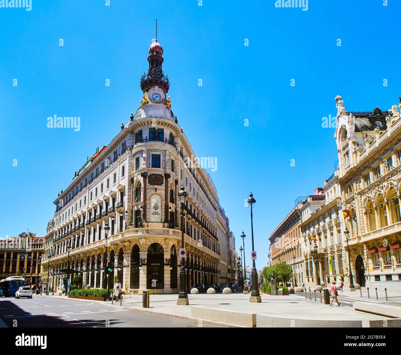 Downtown madrid hi-res stock photography and images - Alamy