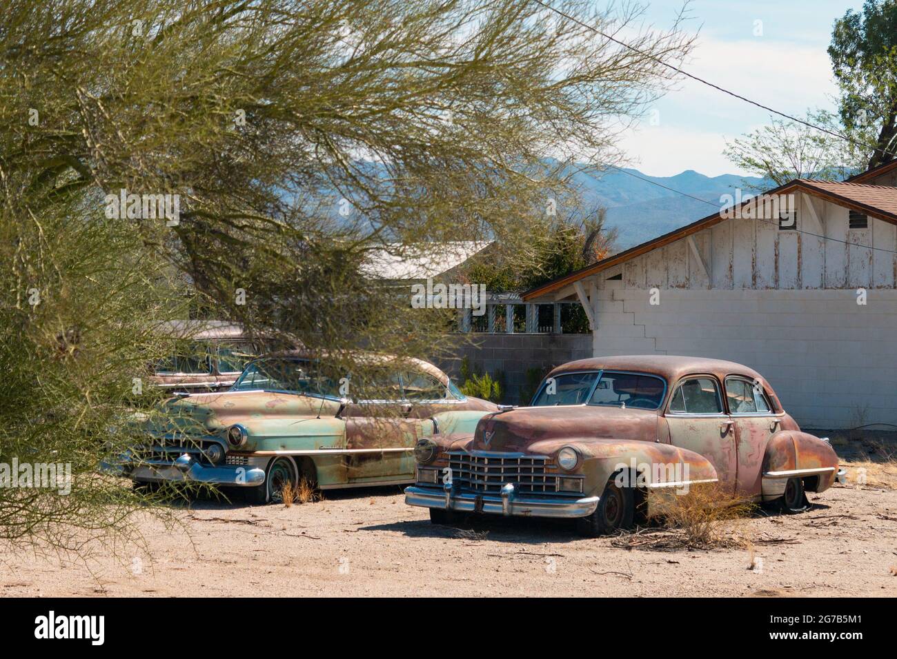 American classic car desert hi-res stock photography and images - Alamy