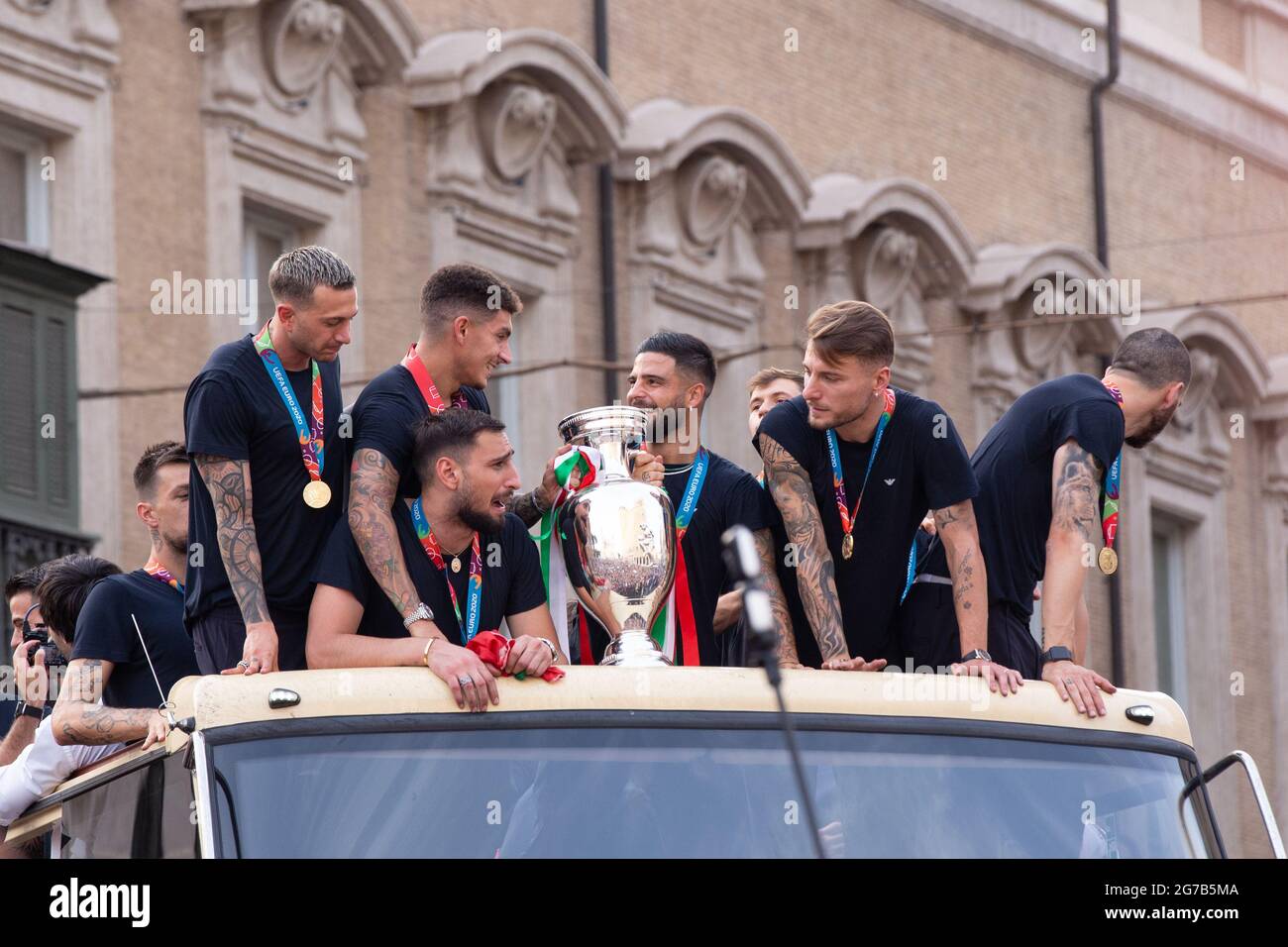 Players of Italian National Football Team celebrate victory of European ...