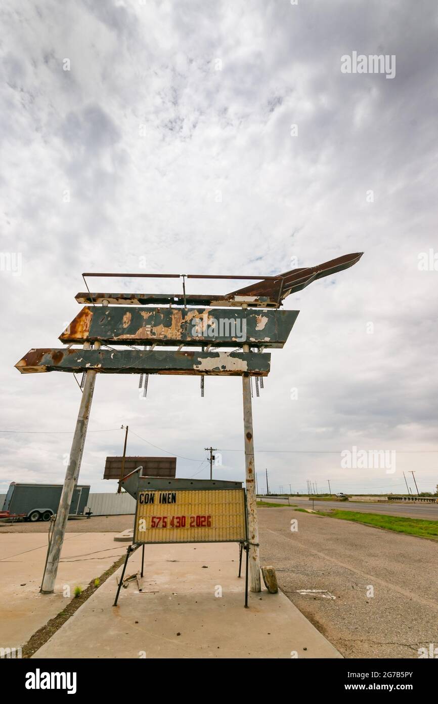 Rocket sign hi-res stock photography and images - Alamy
