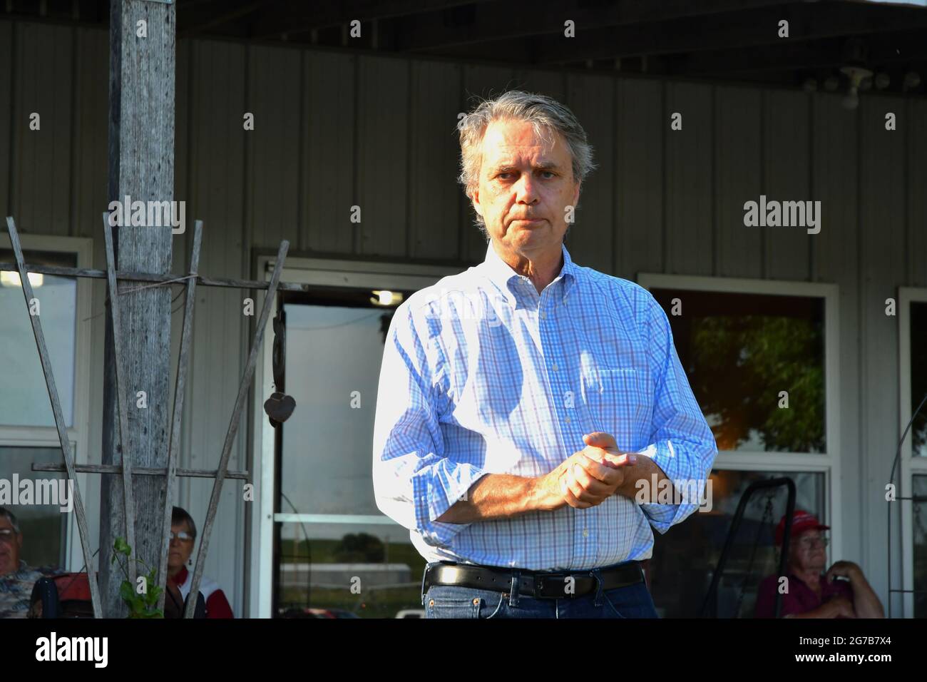 Former Kansas Governor Dr. Jeff Colyer addresses the Lyon County ...