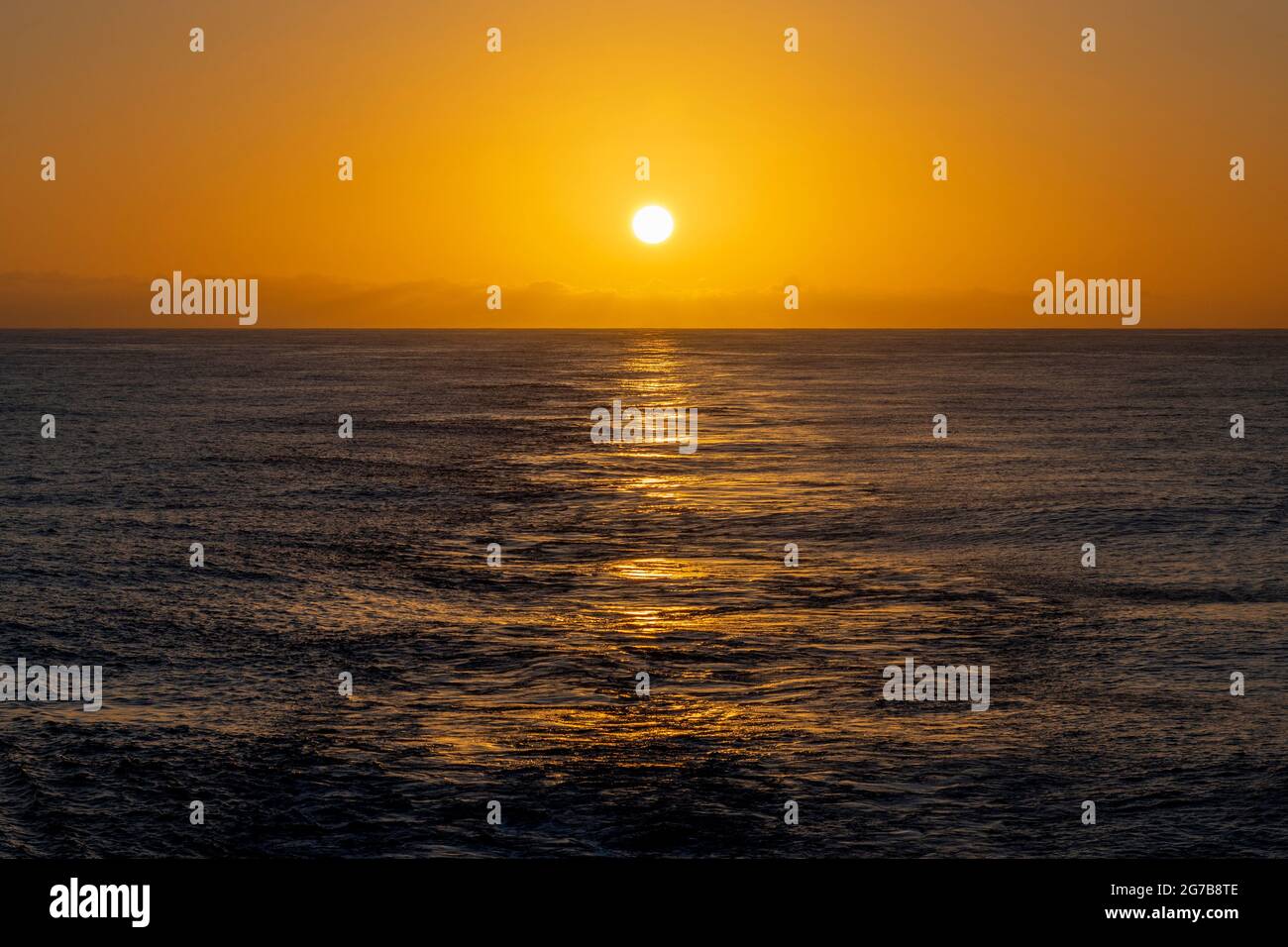 Beautiful seascape - waves and sky with clouds with beautiful lighting ...