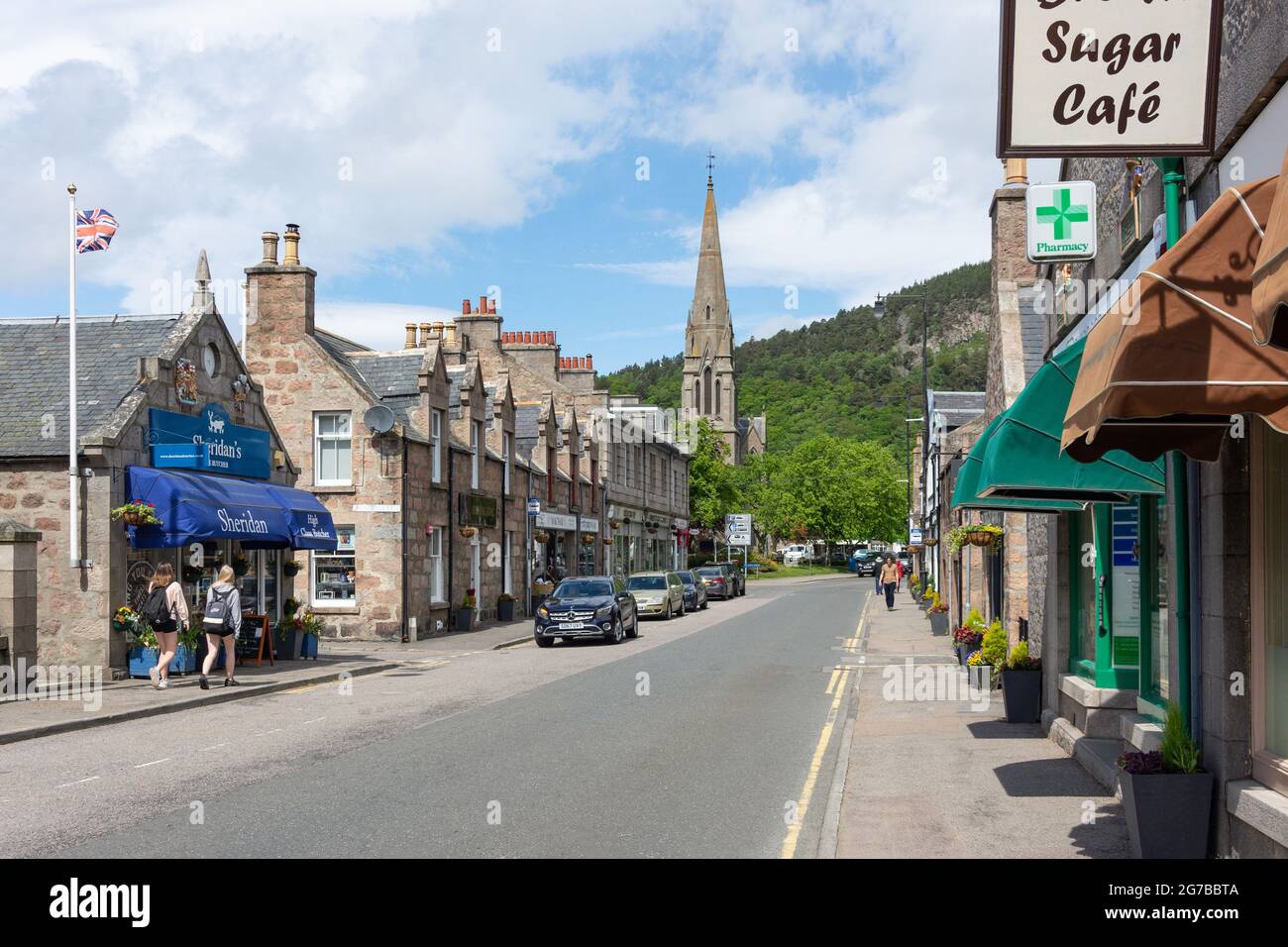 Ballater street hi-res stock photography and images - Alamy