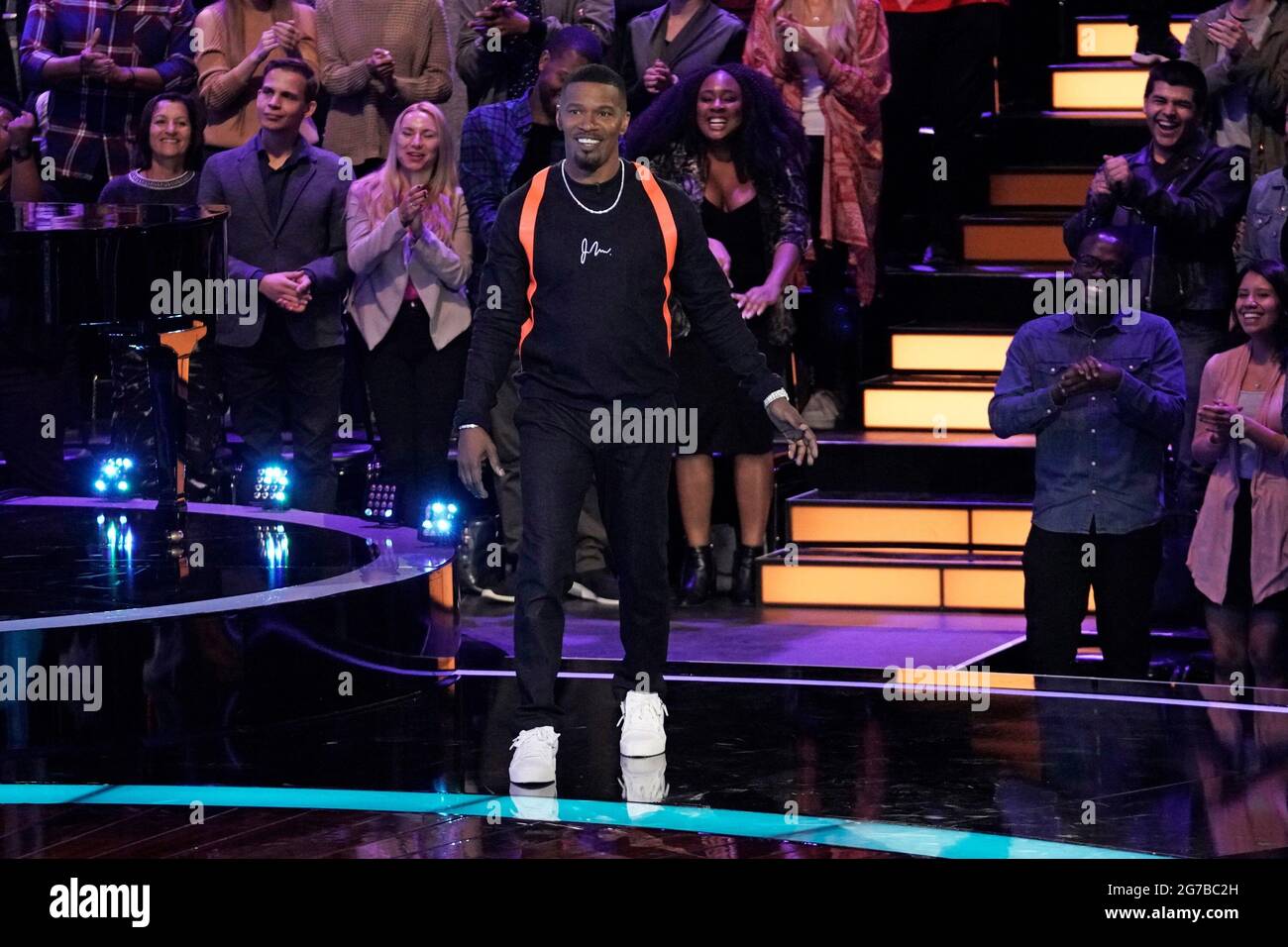 BEAT SHAZAM, host Jamie Foxx, Going for the Gold!', (Season 4, ep. 405 ...