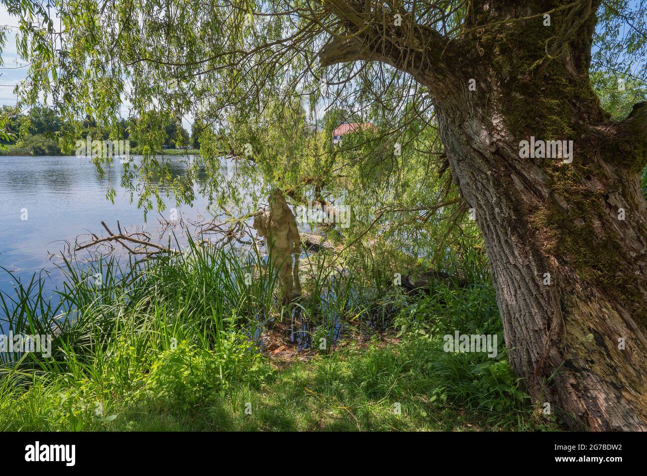Sculpture of Hercules by Erwin Franz Wiegerling with weeping willow ...