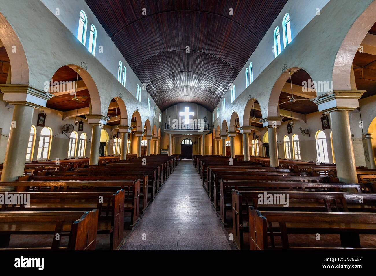 Interior of the Saint Mary catholic cathedral, Ibadan, Nigeria Stock ...