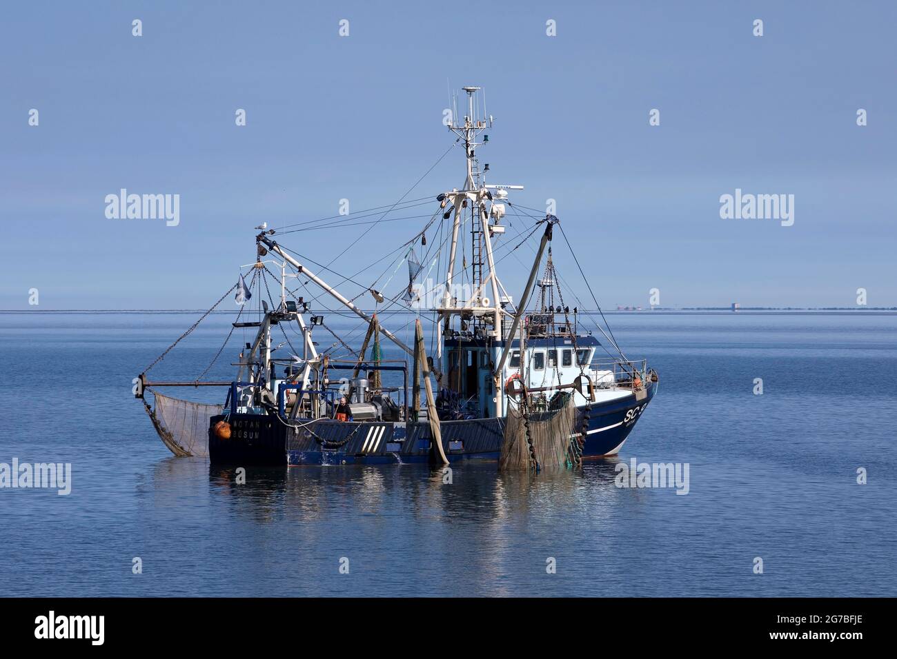 Crab cutter in the North Sea off Buesum, Schleswig-Holstein Wadden Sea ...