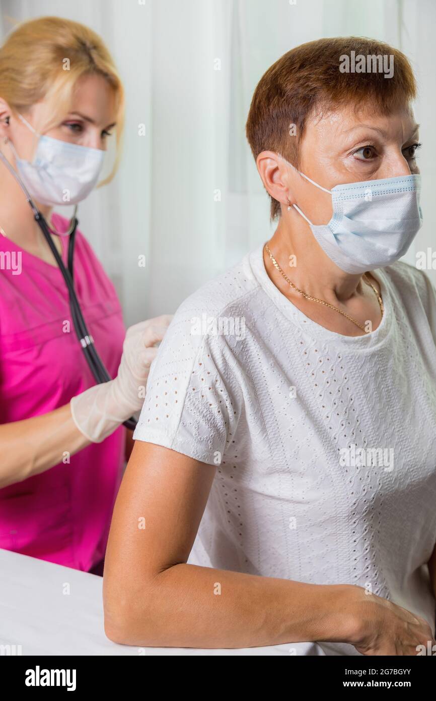 Stethoscope back woman hi-res stock photography and images - Alamy