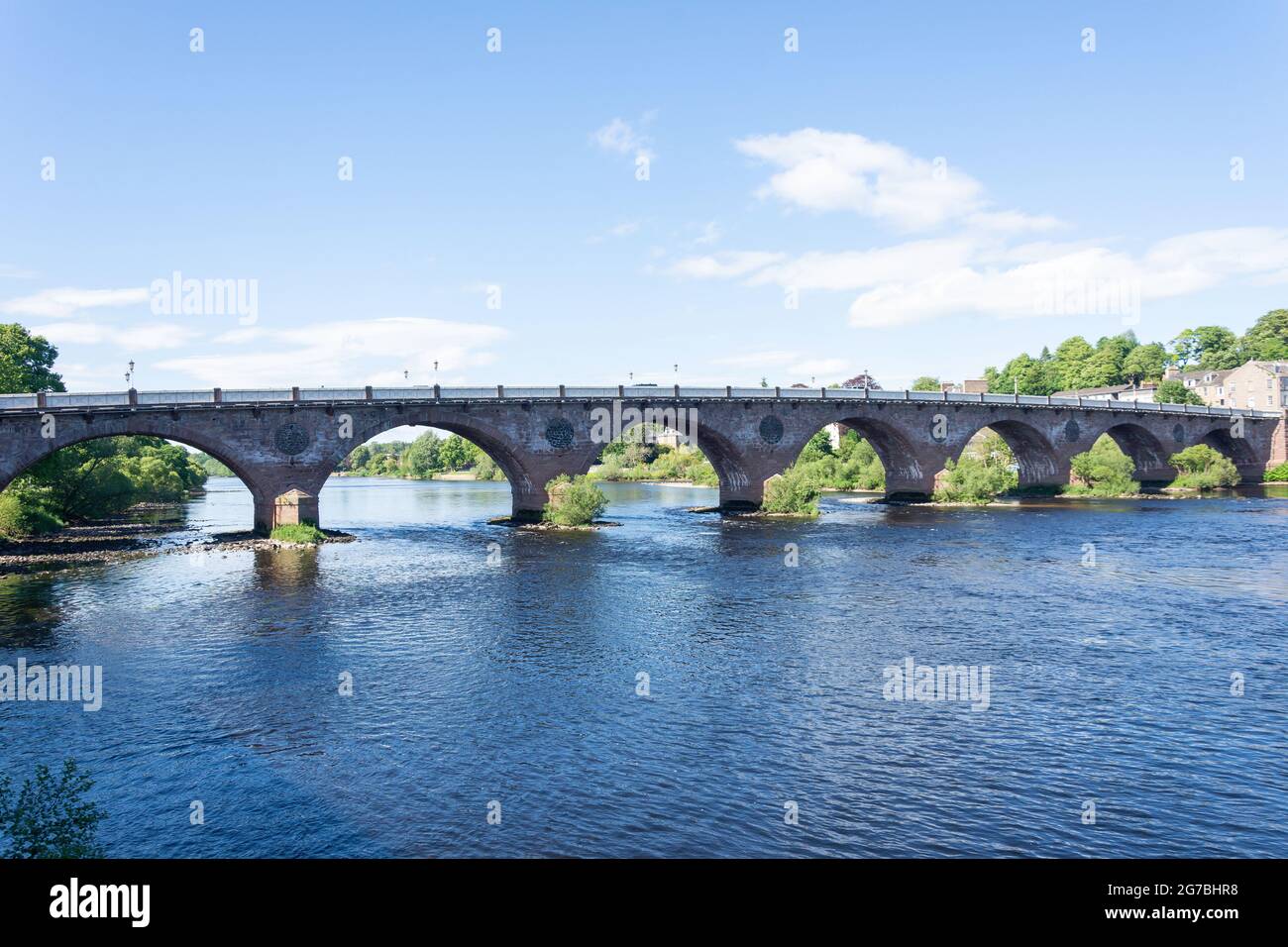 Perth scotland river hi-res stock photography and images - Alamy