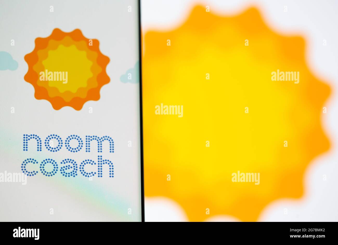 Noom logo hi-res stock photography and images - Alamy