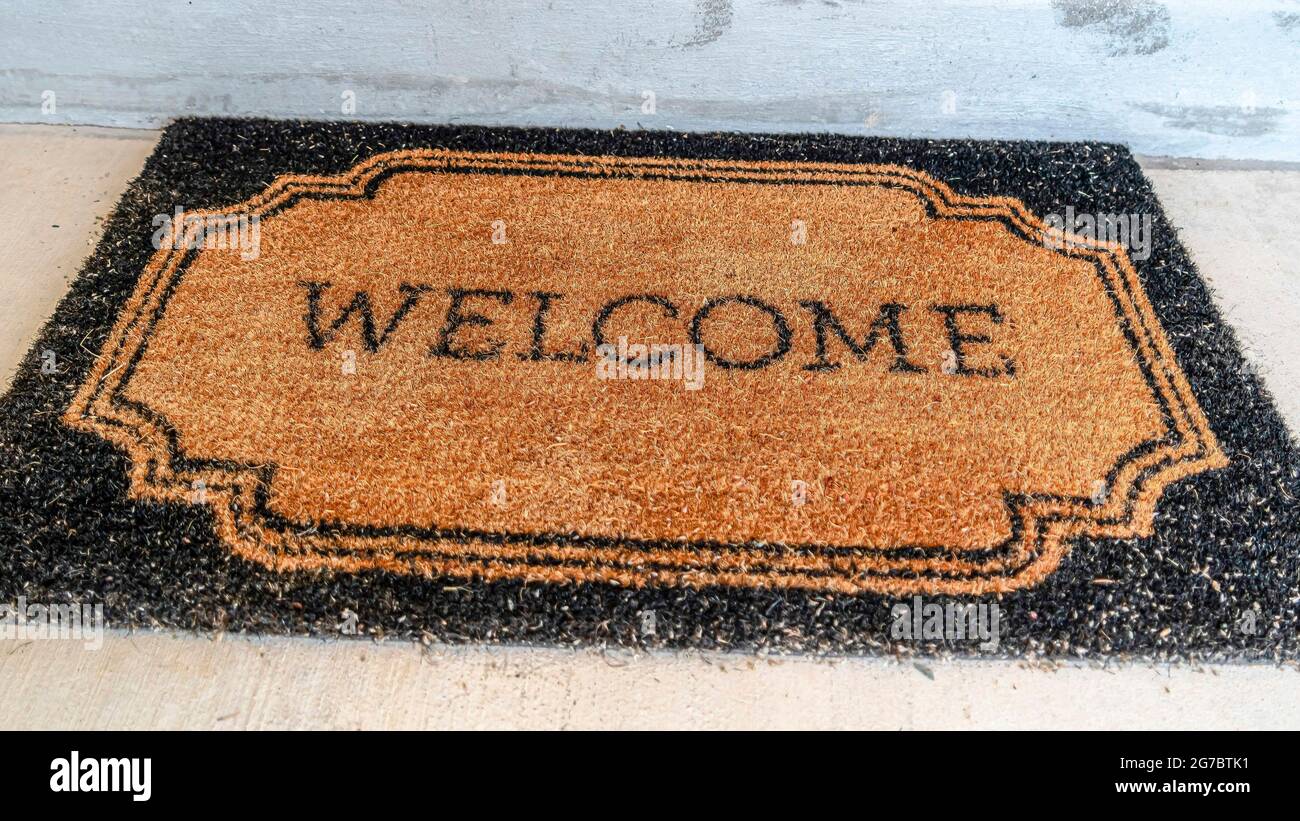 Welcome exterior outside front entrance hi-res stock photography and ...