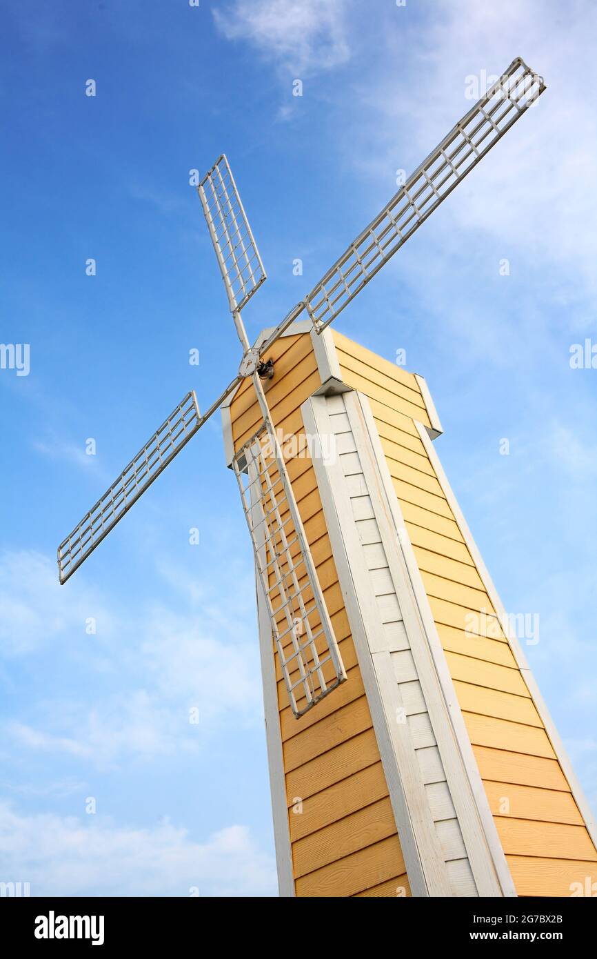 Yellow windmill hi-res stock photography and images - Alamy