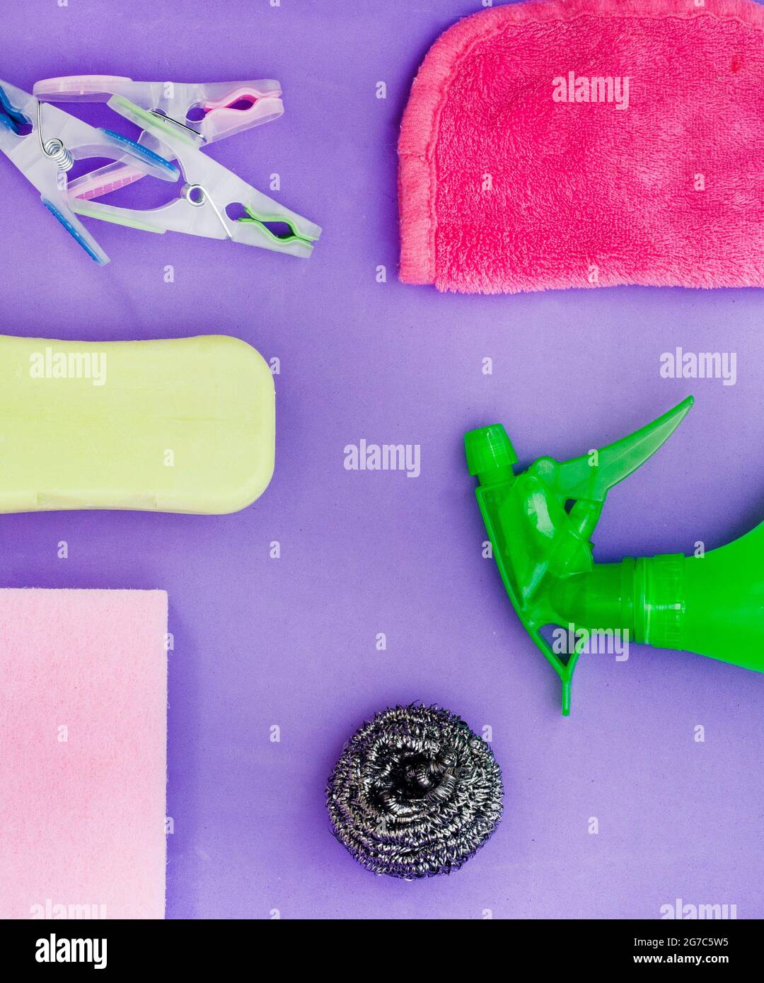 Pink stuff cleaning hi-res stock photography and images - Alamy